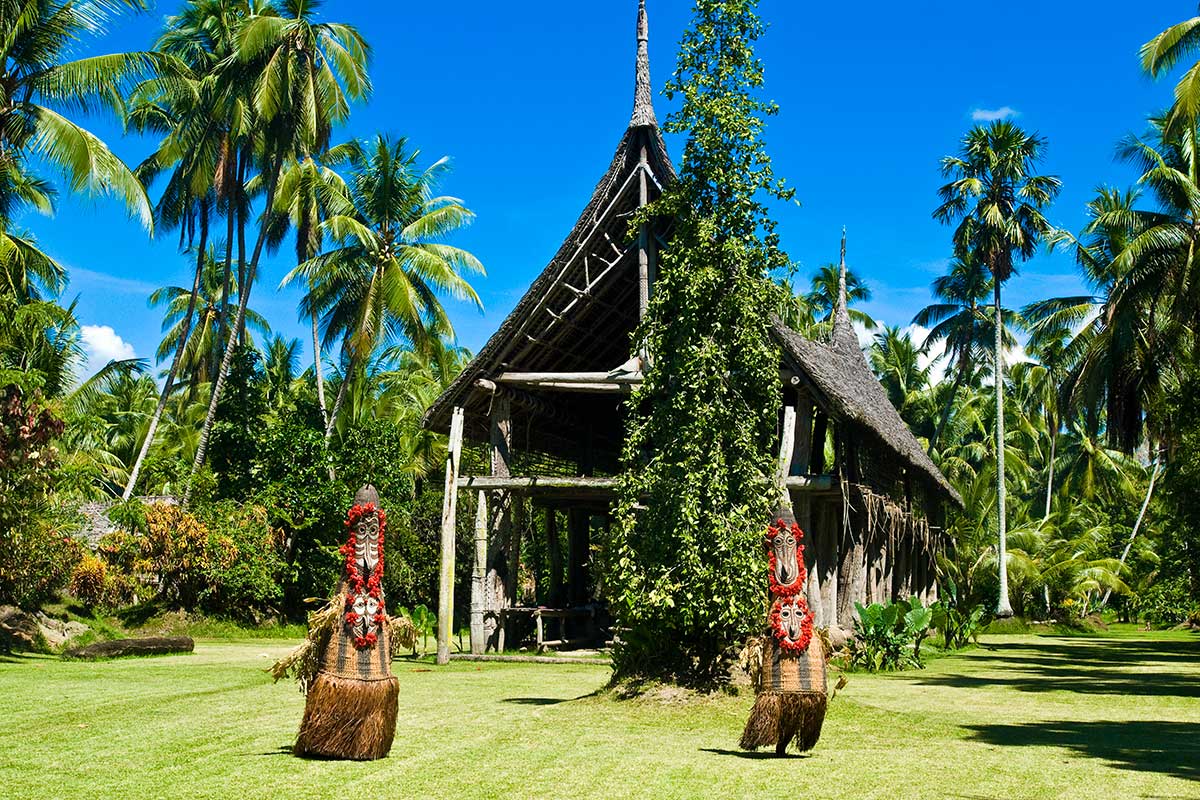 Circuit Dans l'intimite des parures Papoues, Papouasie-Nouvelle Guinee ...